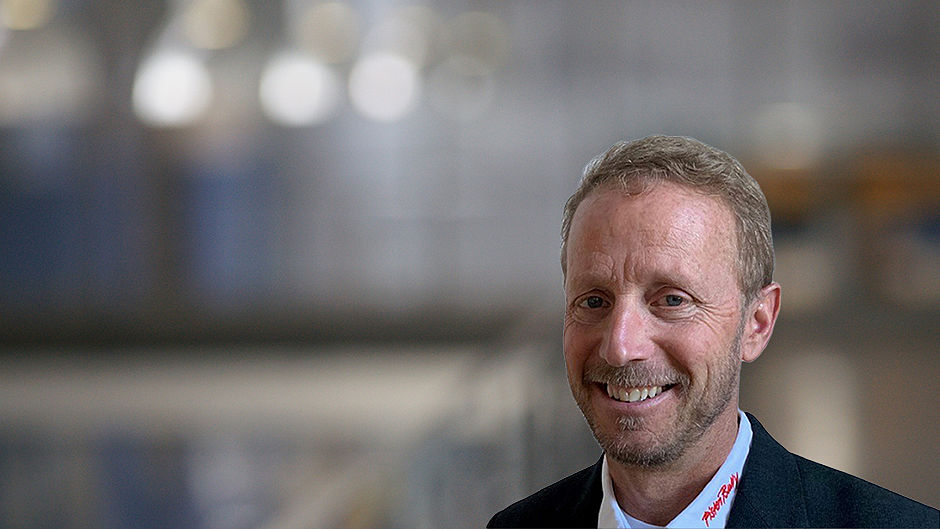 PISTENBULLY 400 4F – Mohawk Industrial Werks